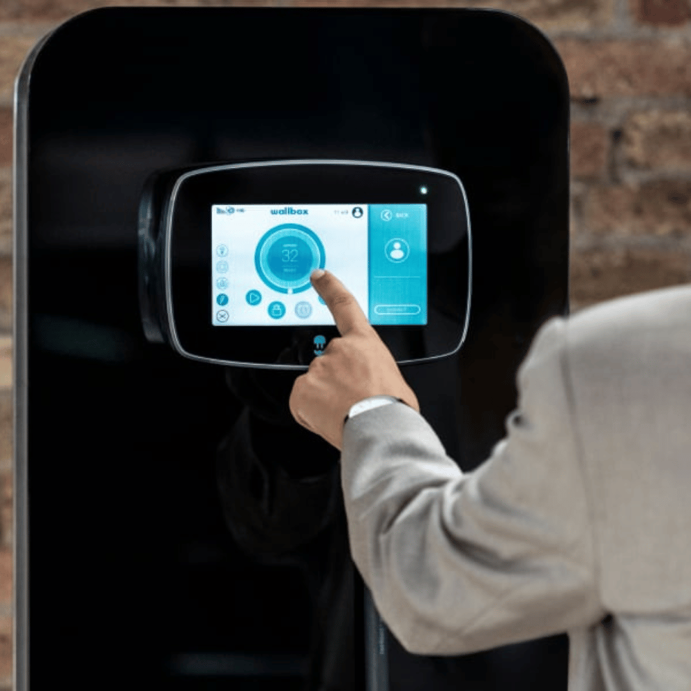 Commander 2 - ณัฐภูมิ อีควิปเม้นท์